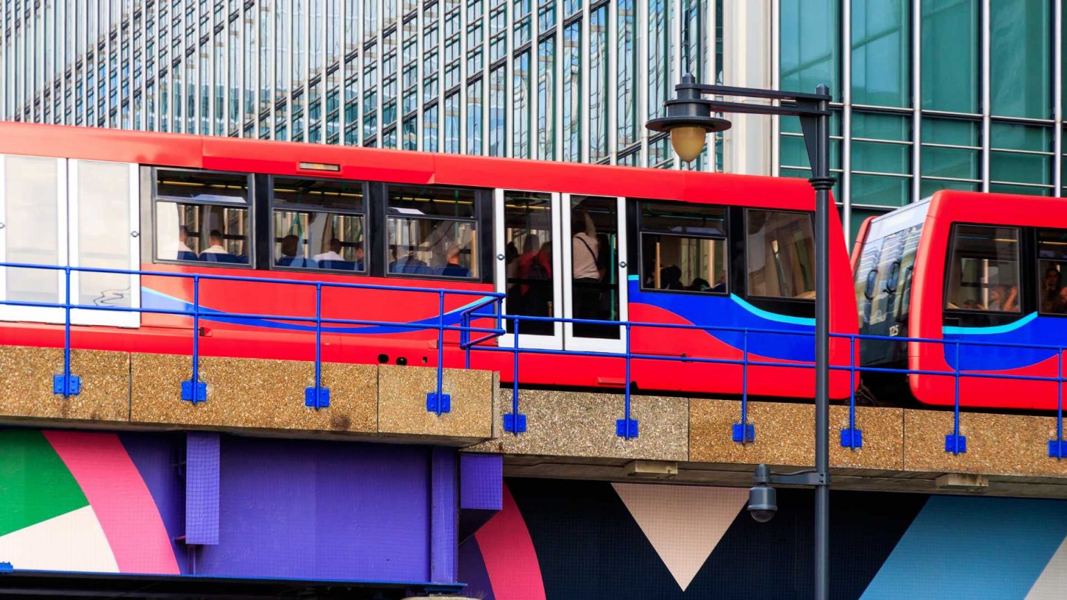 What is DLR in London? - London Business Mag