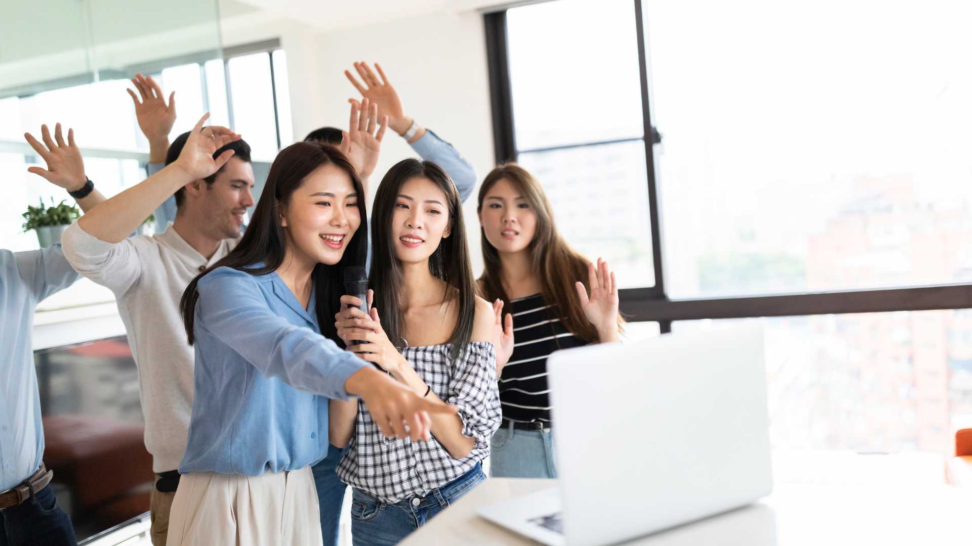 Best Time to Post on TikTok Saturday - London Business Mag