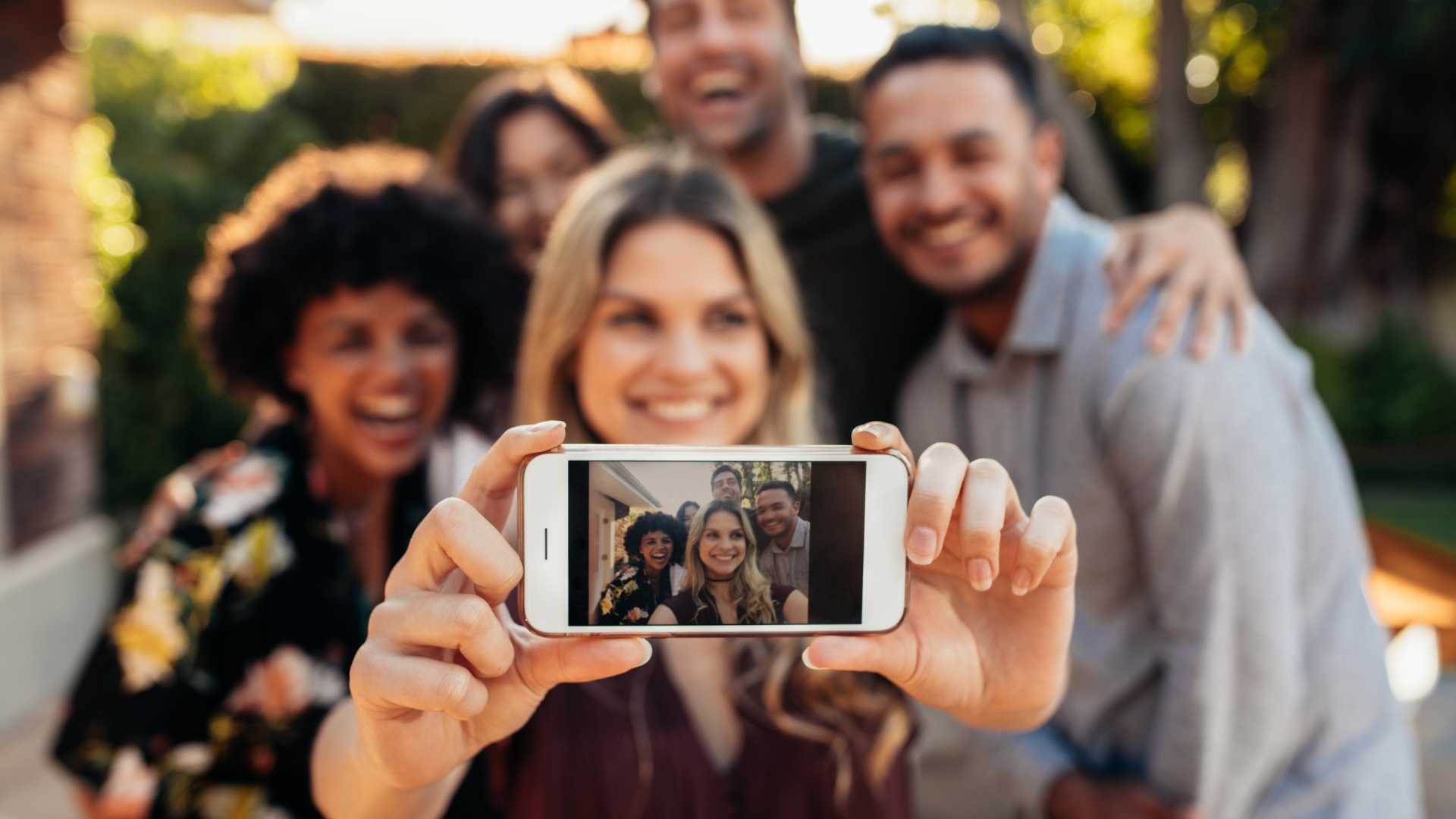 Best Time to Post on Instagram on Saturday - London Business Mag