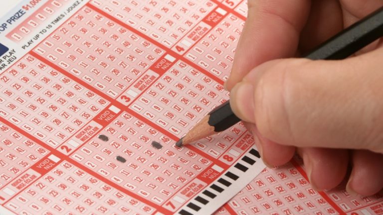 How to Play Powerball in the UK? - London Business Mag