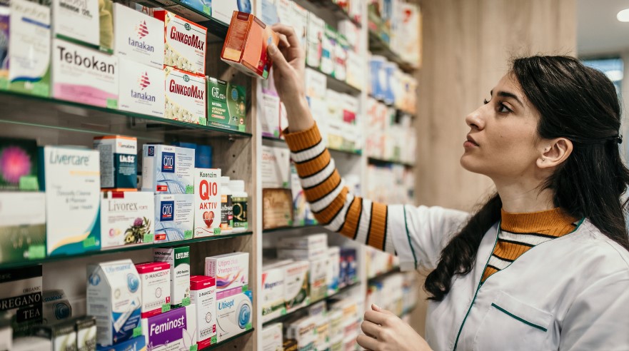 How to Become a Pharmacist? - A Comprehensive Guide - London Business Mag