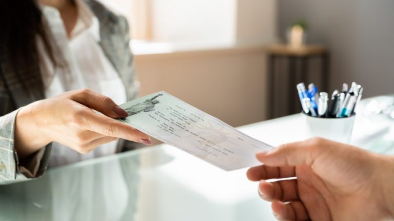 What is Travellers Cheque? Get Ready to Travel - London Business Mag