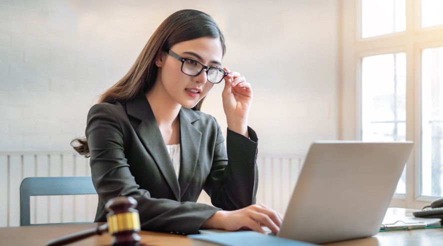 How to Become a Solicitor? - The Ultimate Guide - London Business Mag