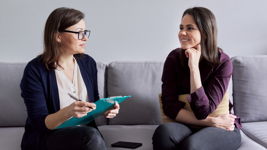 How to Become a Social Worker? - Everything You Need to Know - London ...