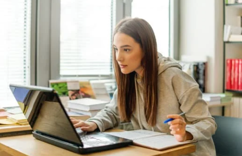 How To Stay Ahead Of The Tech Curve? - Key Insights For Business Owners ...