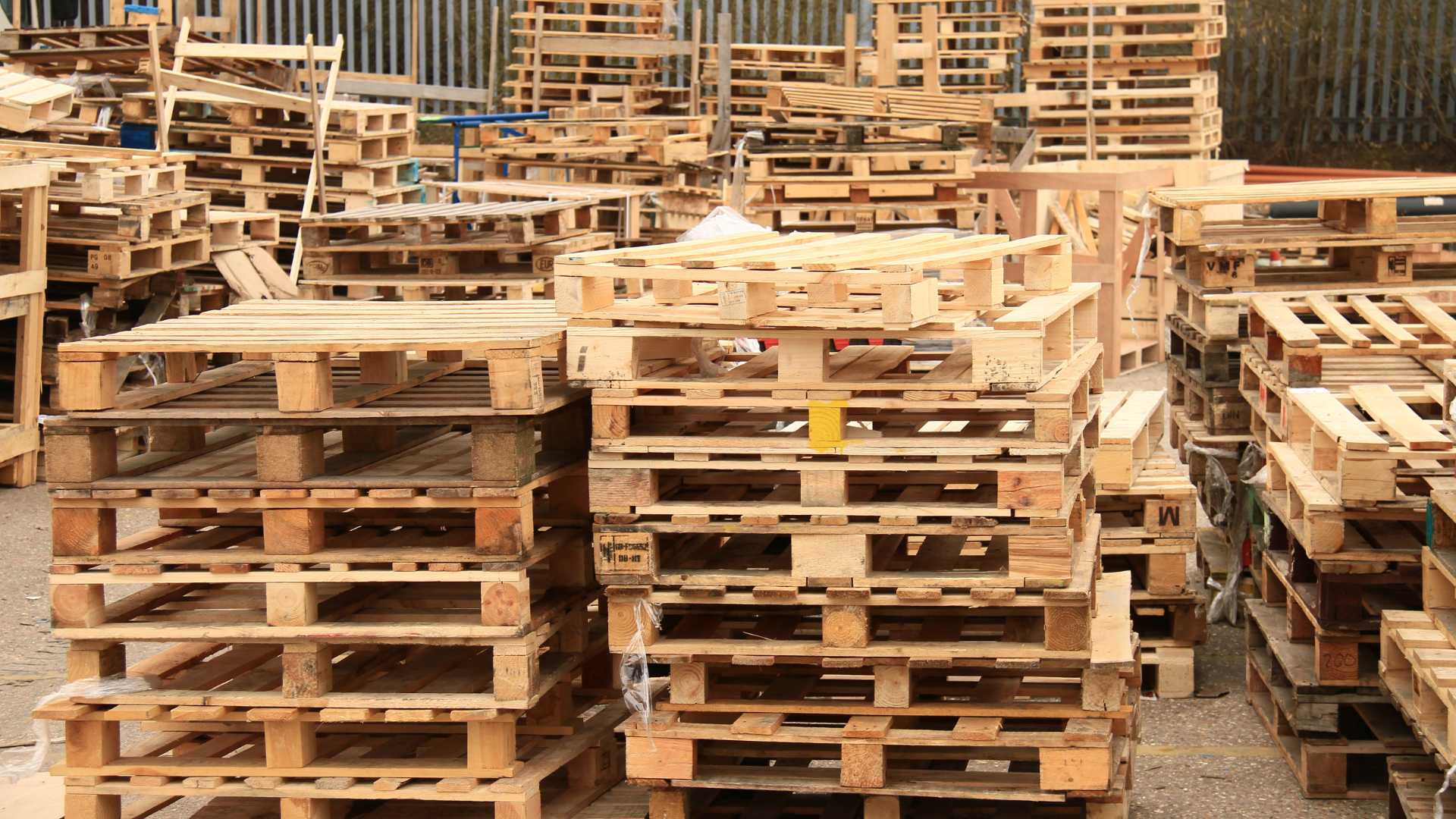 Unravelling the Complexities of European Pallet Shipping to Eastern ...