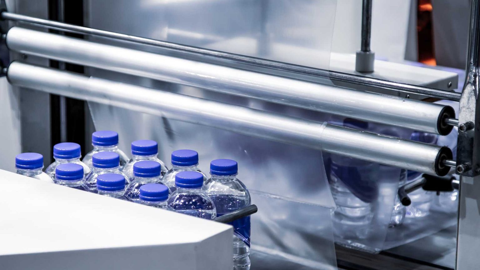 A Buyer’s Guide to Choosing the Right Shrink Wrap Machine for Your ...