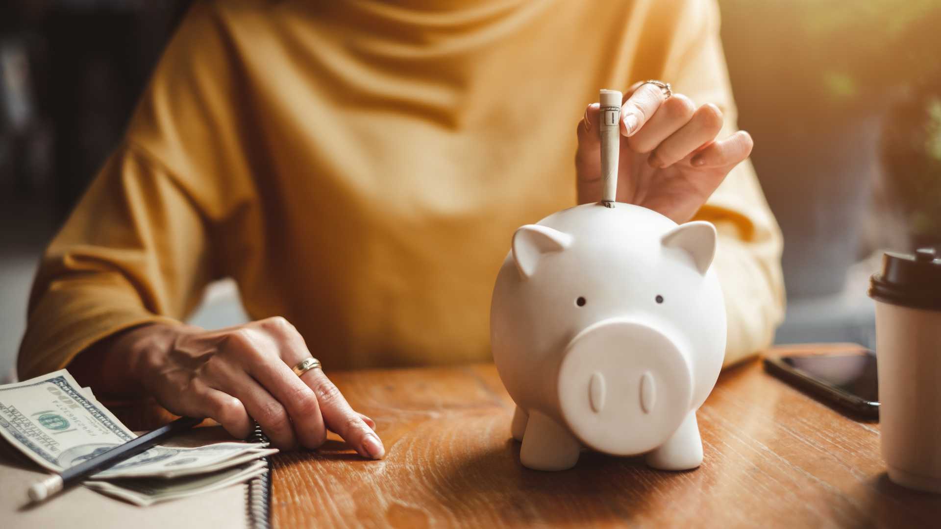 Monzo 1p Savings Challenge: A Simple Way to Build Your Savings - London ...