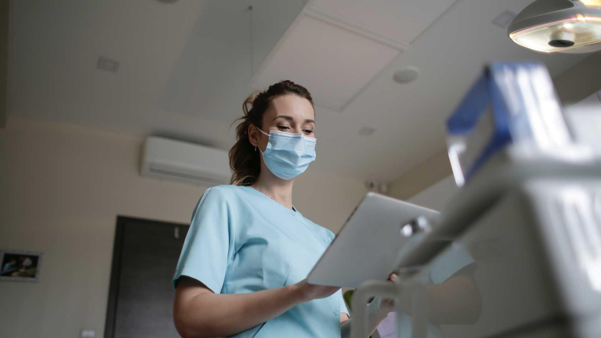 How Much is NHS Band 2 Hourly Rate? - London Business Mag