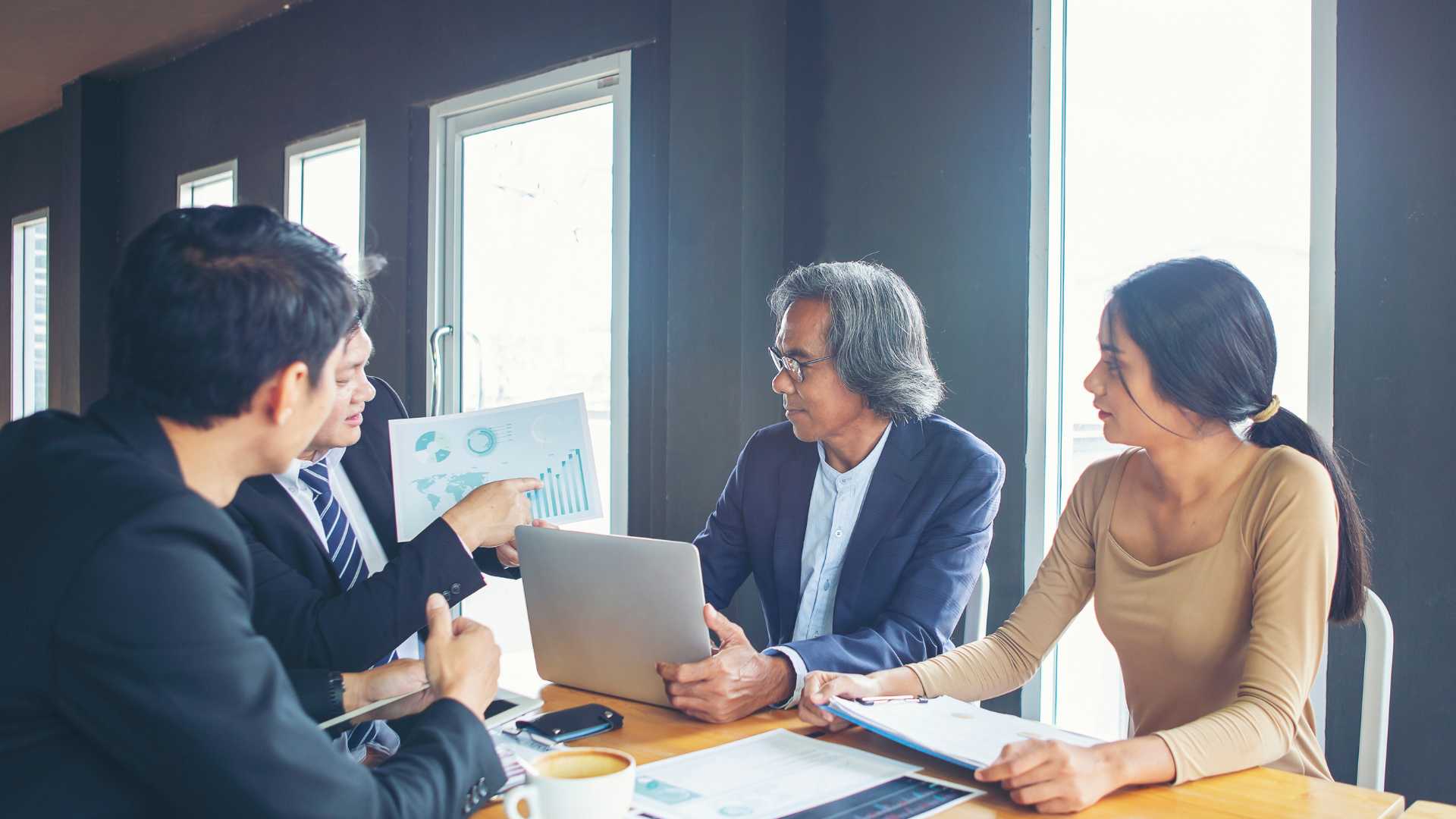 Apprenticeship Hourly Rate: How Much Should You Earn in the UK ...