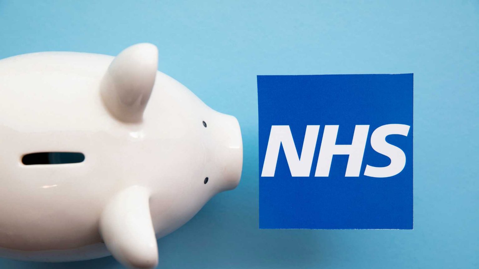 Band 4 NHS Pay Salary & Benefits Explained 2025 - London Business Mag