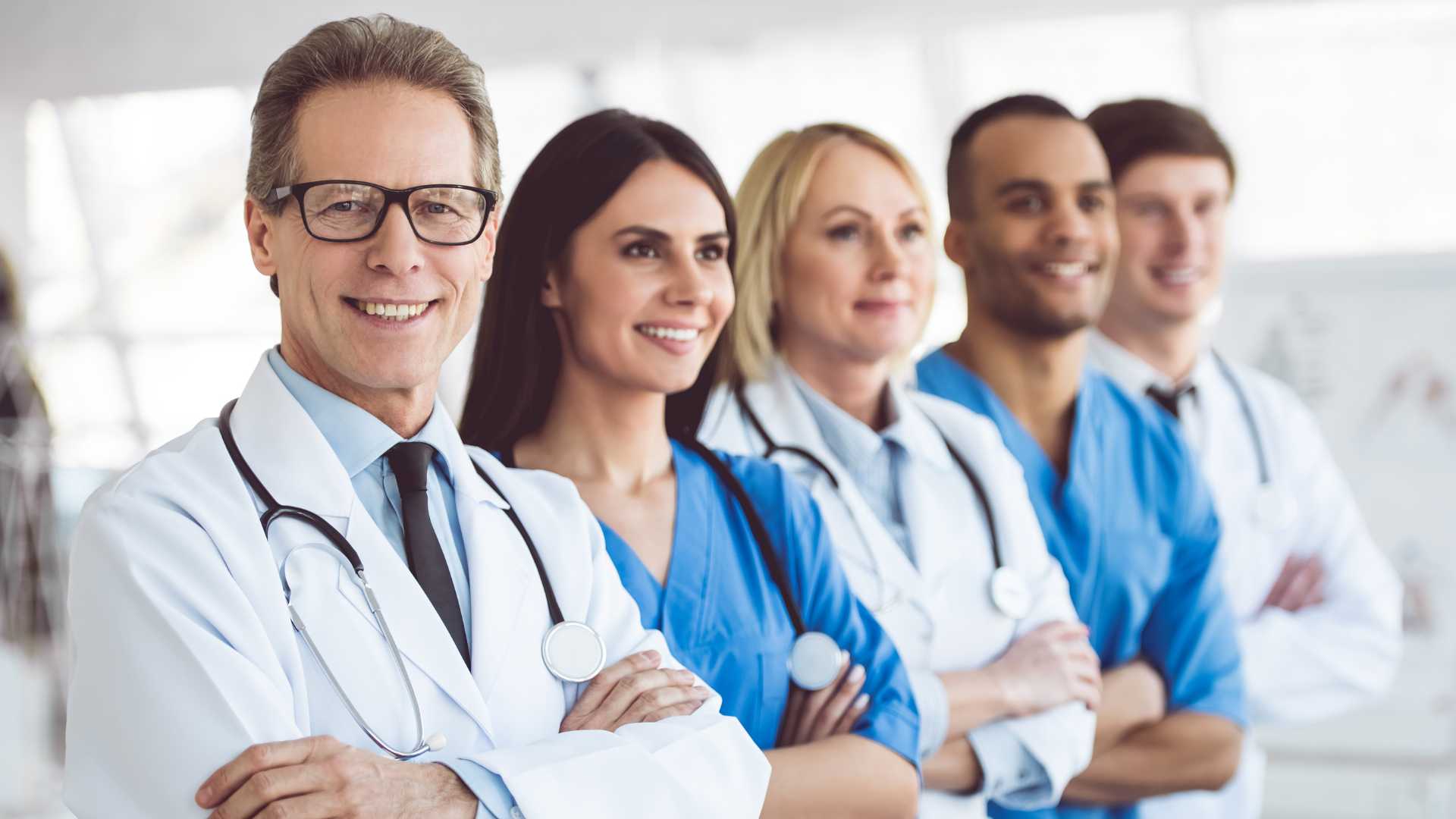 NHS Band 5 Salary in the UK 2025: New Pay Rates & Benefits - London ...