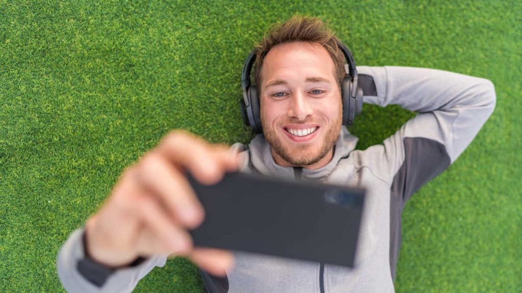 FlixFox App: The Ultimate Streaming Companion for Movies & TV Shows ...