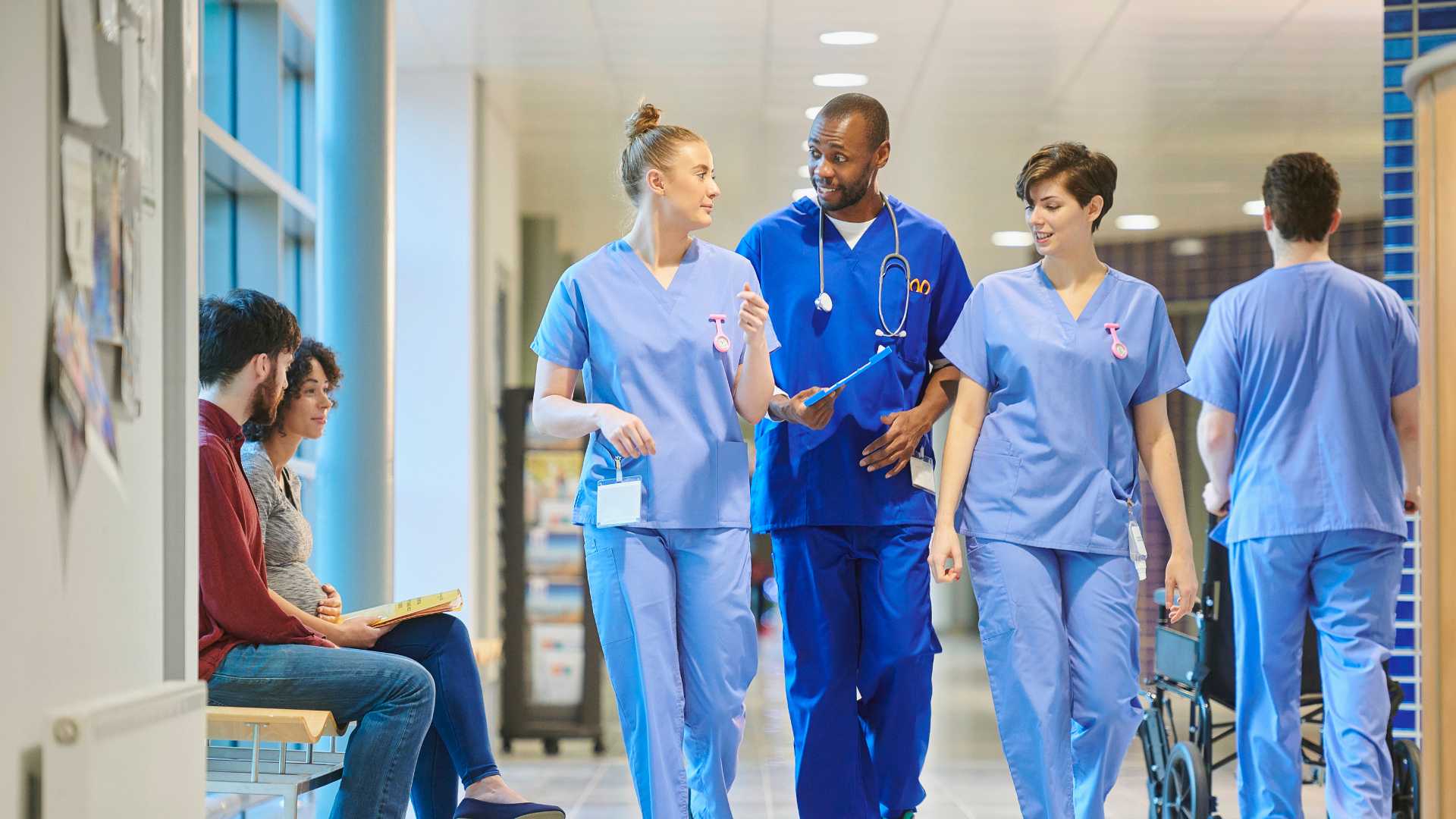 Band 8a NHS Salary 2025: Latest Pay Scale & Benefits Explained - London ...