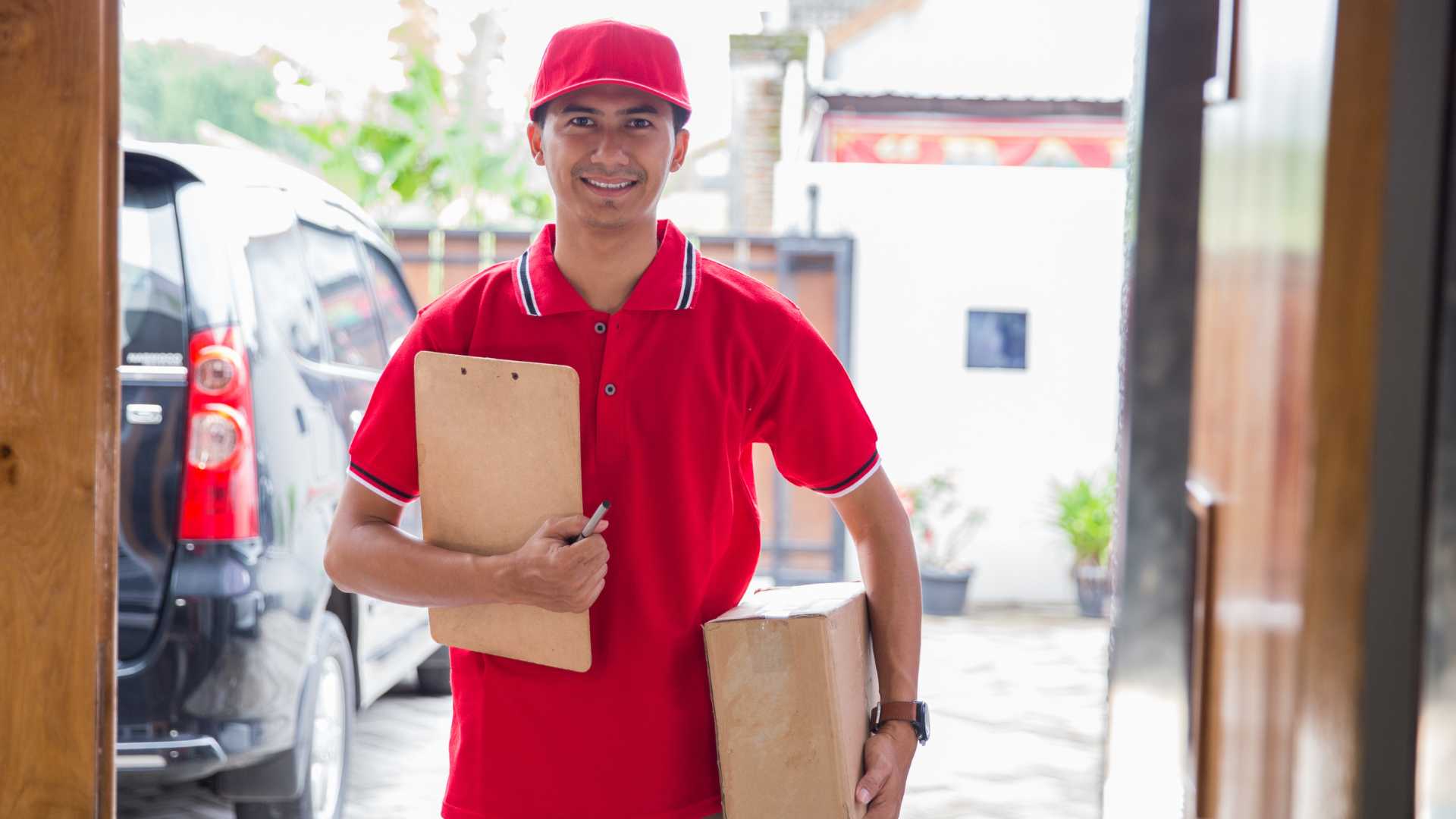What Time Does DHL Stop Delivering in the UK? Cut‑Off Times Explained ...